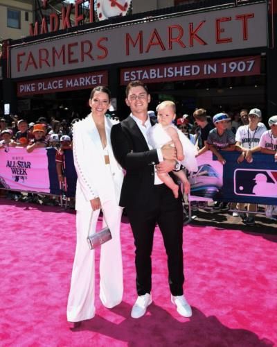 Stylish Family Portrait: William Dills Smith With Wife…