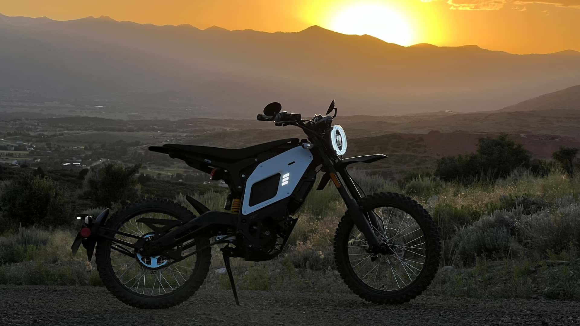 Niu's XQi3 is So Close to a Perfect Backyard Dirt…