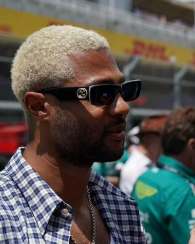 Serge Gnabry's Stylish Outfit: Blue And White…
