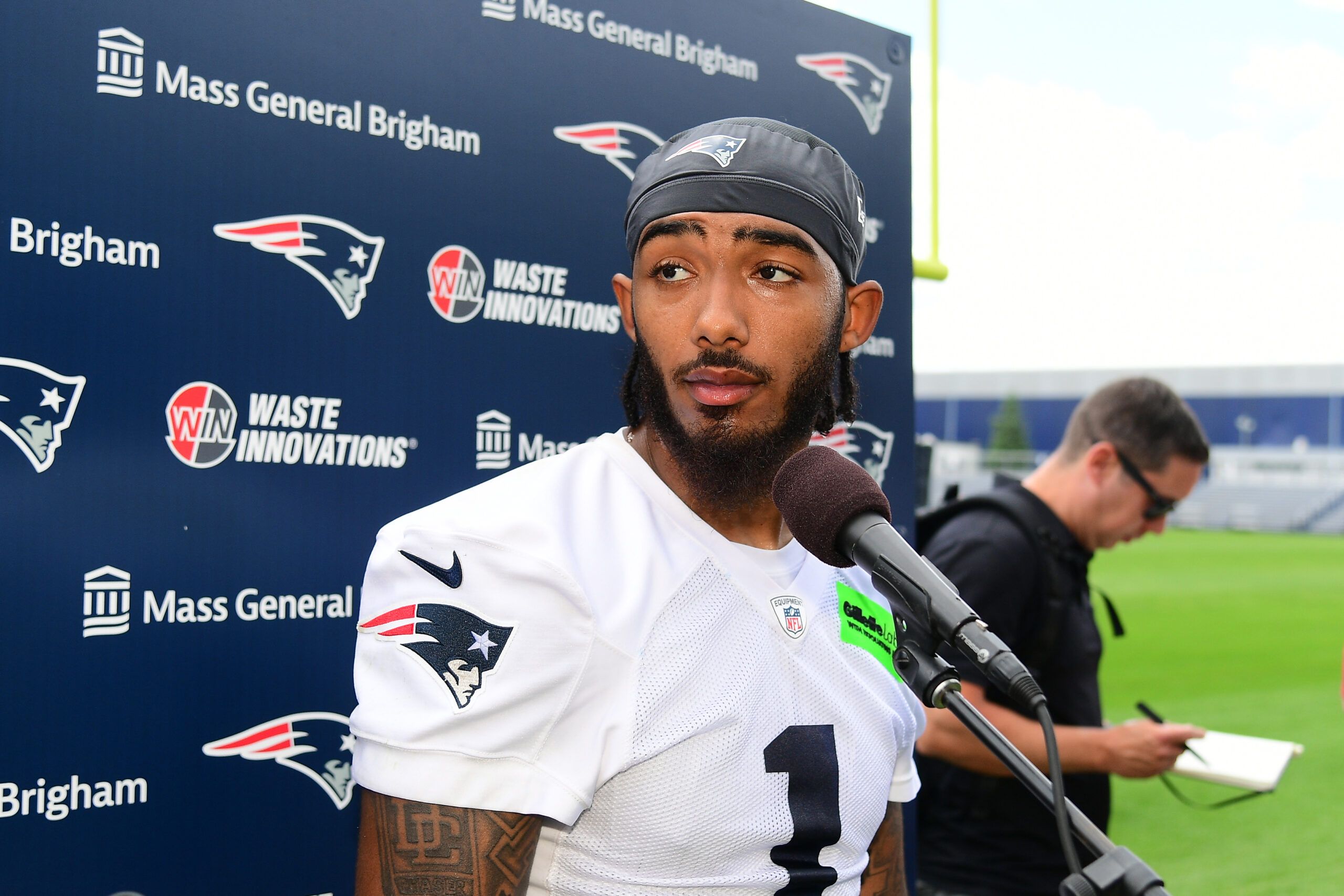 Rookie WR Ja’Lynn Polk is bullish about the Patriots’…