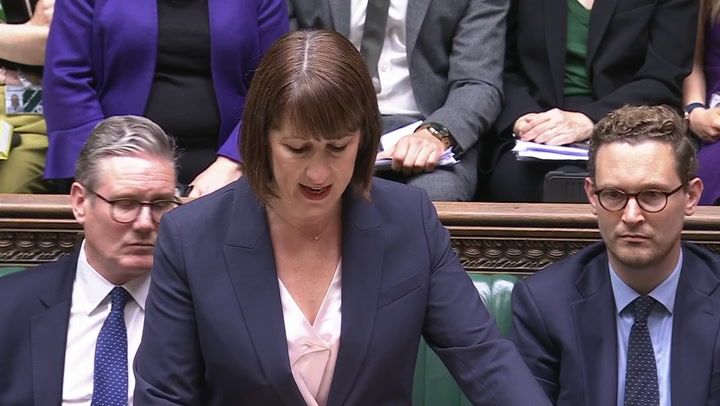 Martin Lewis slams Rachel Reeves' cut to winter fuel…