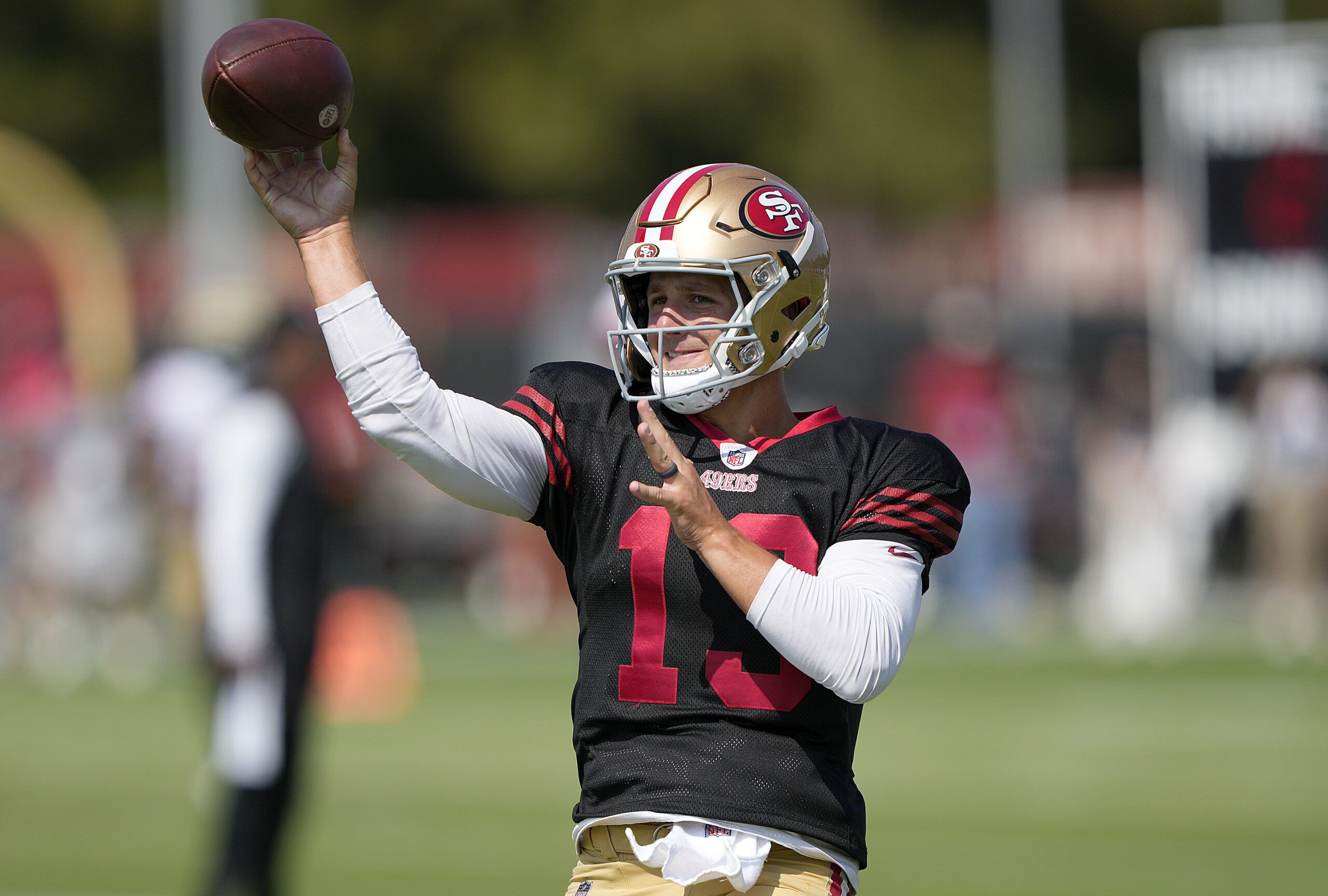 49ers training camp highlight shows Brock Purdy making…