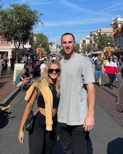 Patrick Murphy And Wife: Capturing Life's Sweetest…