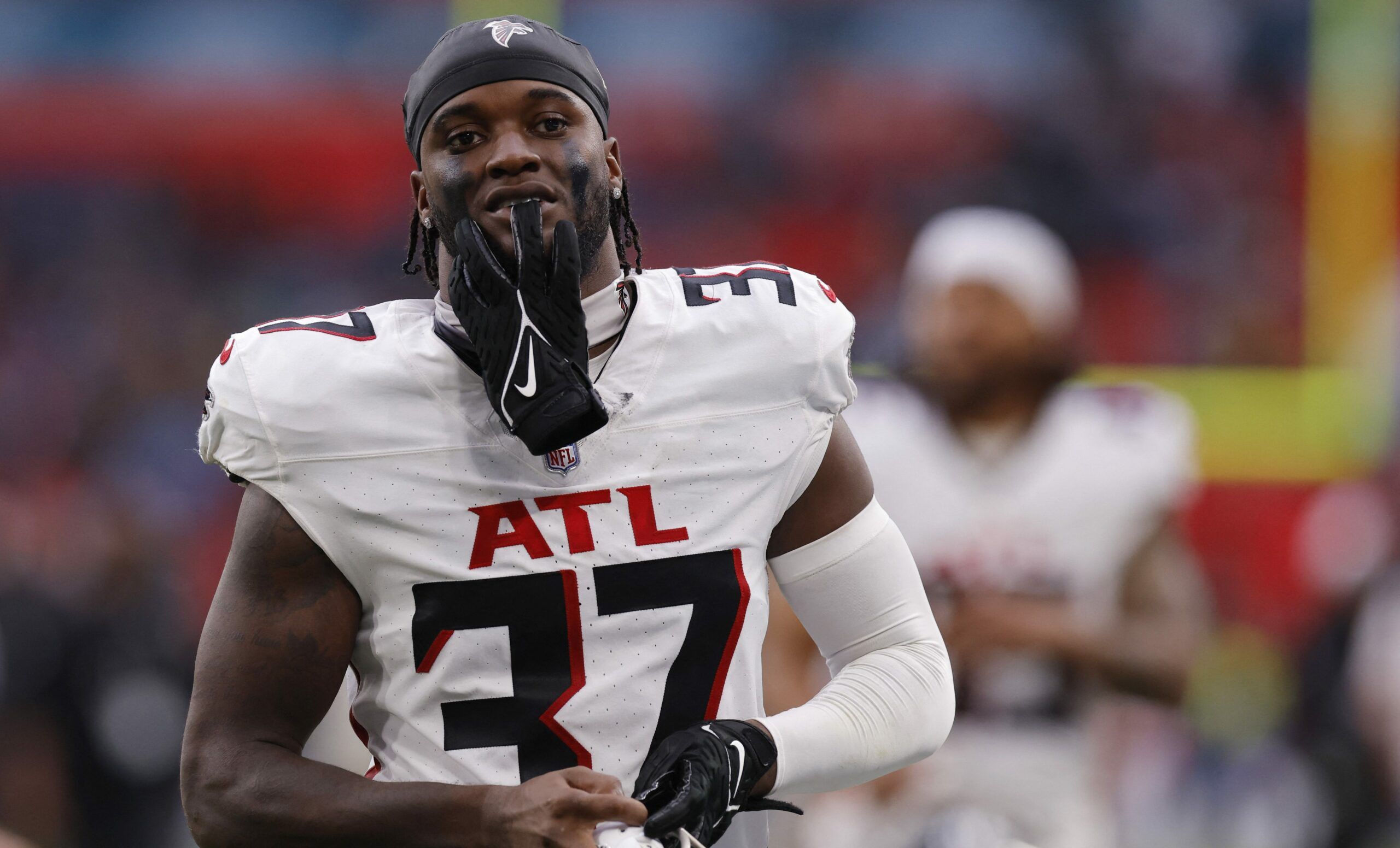 Falcons safety DeMarcco Hellams carted off the field…