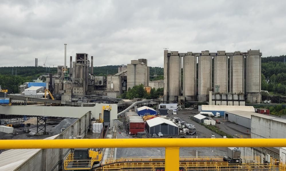 ‘We’re still in the 1970s with cement’: Norway plant…