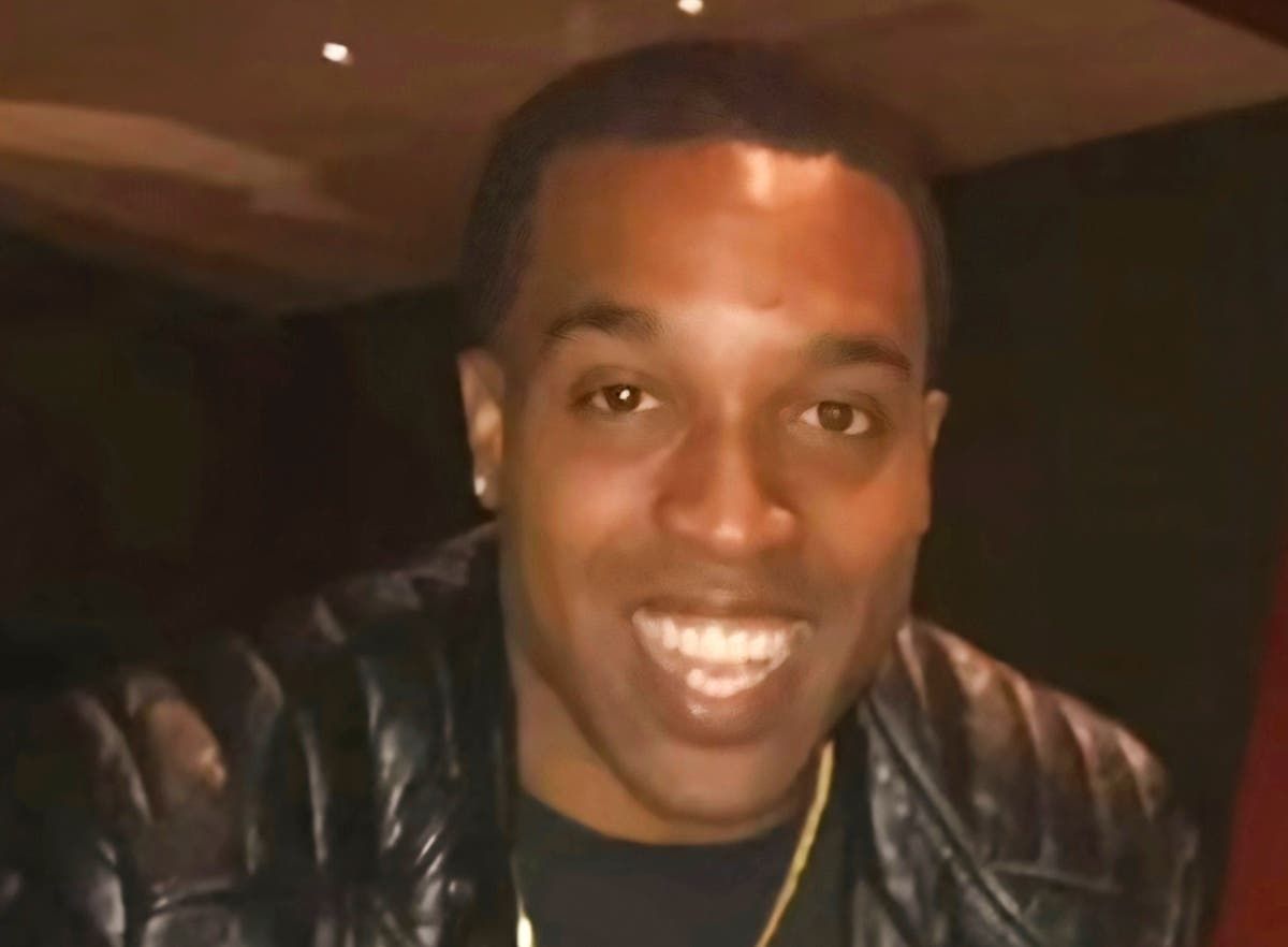 Ferguson police to release body camera footage of…