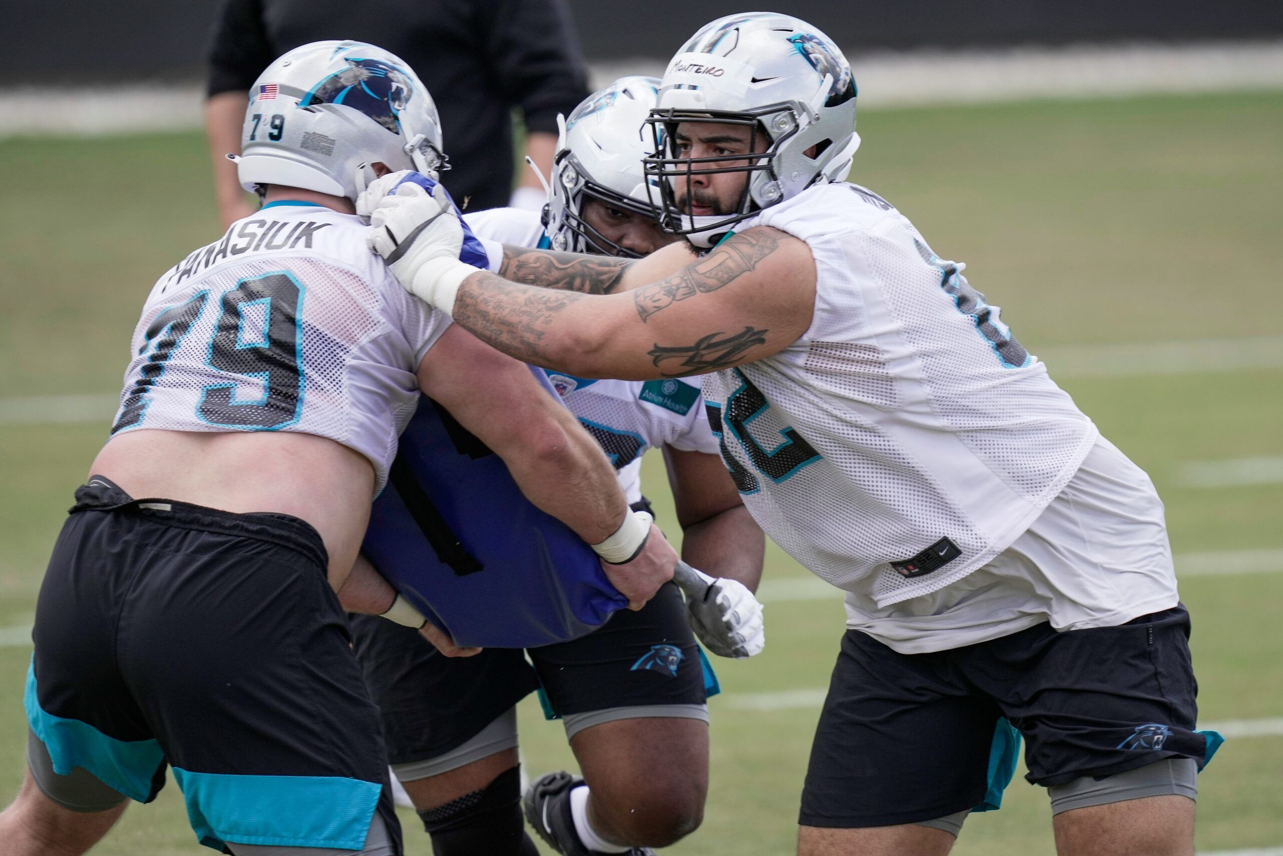 3 offensive linemen worked out for the Broncos on…