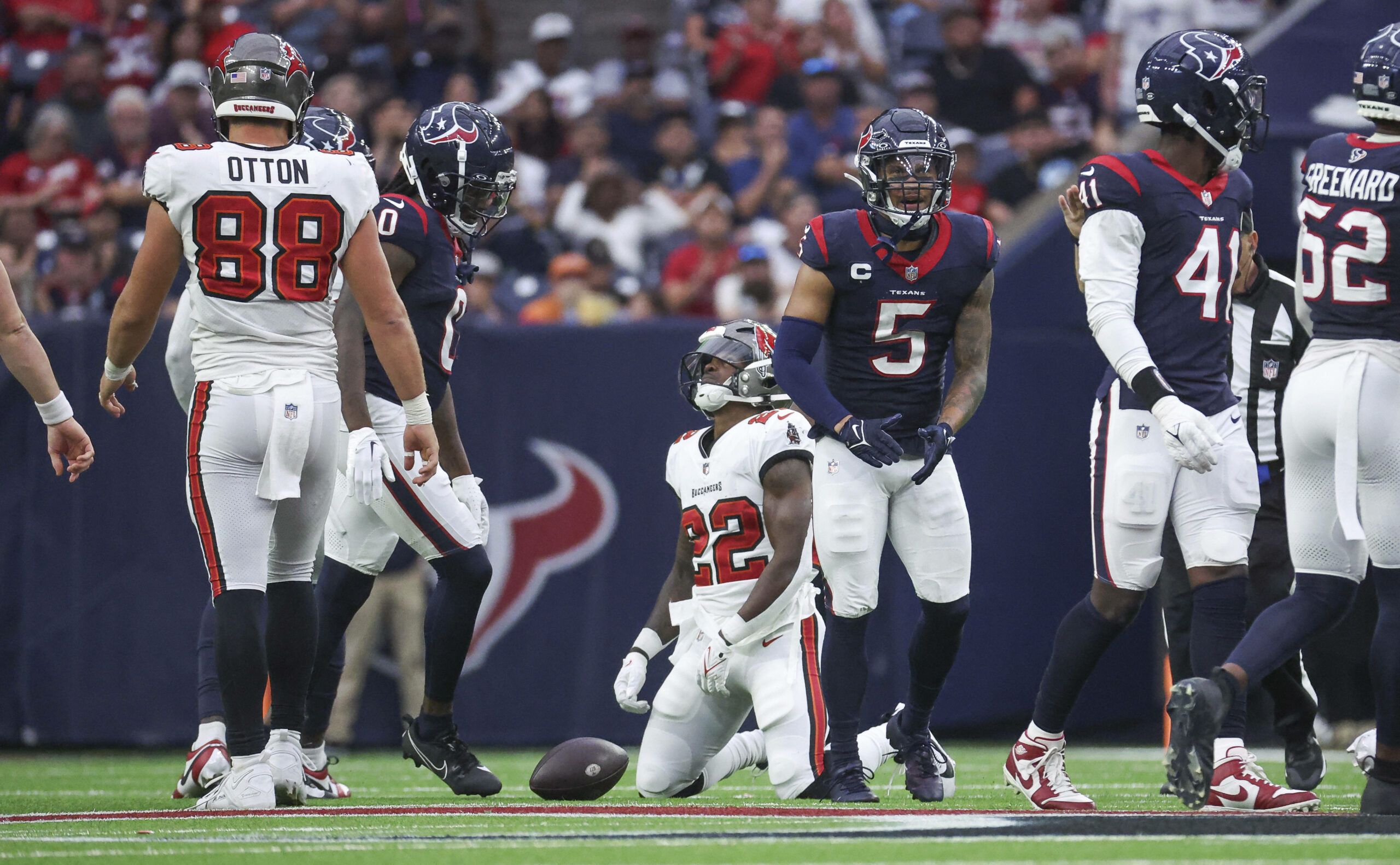 Watch: Texans DB Jalen Pitre records pick-six against…