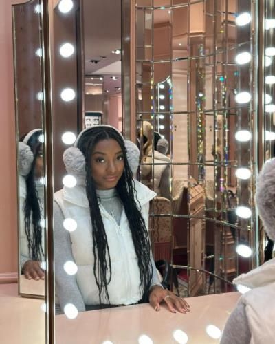 Simone Biles Supports Husband At Bears Game Despite…