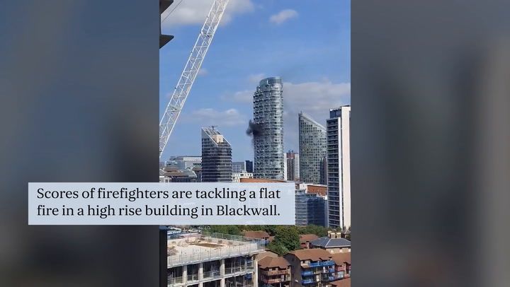 Blackwall fire: 70 firefighters tackle blaze at London…