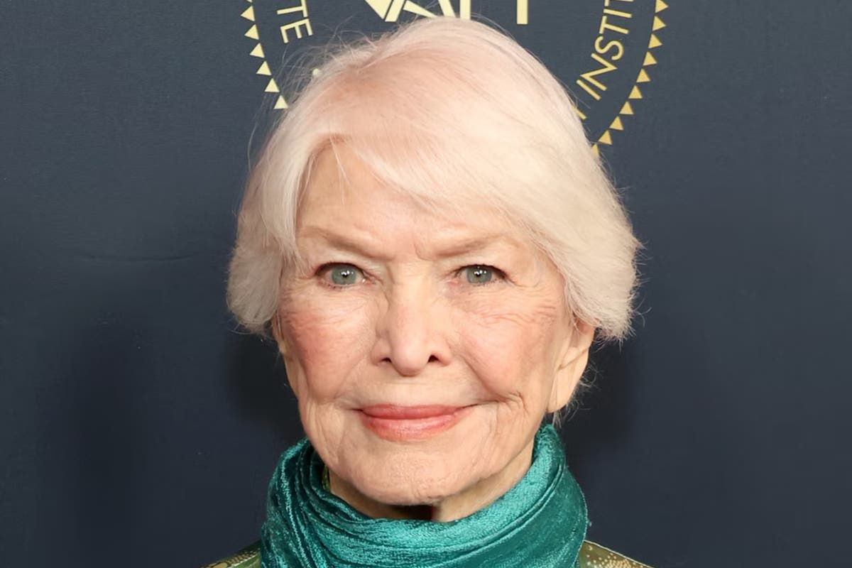 Ellen Burstyn ‘stunned’ to receive award celebrating…