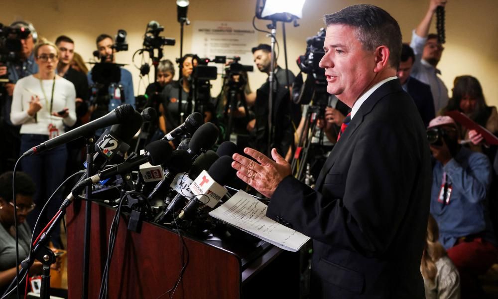 Arizona election official, a target of threats, trains…