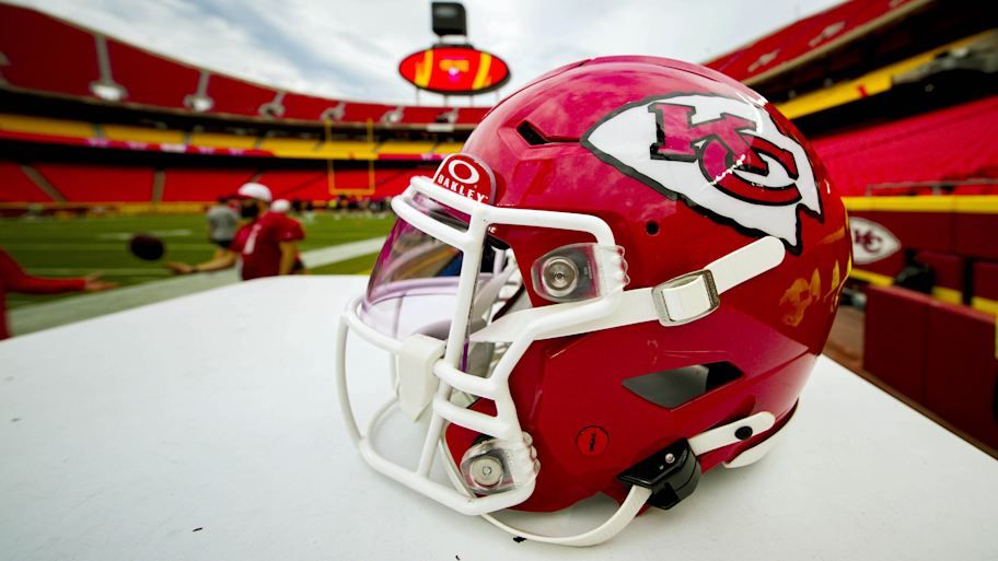 Chiefs Superfan 'ChiefsAholic' Receives Prison…