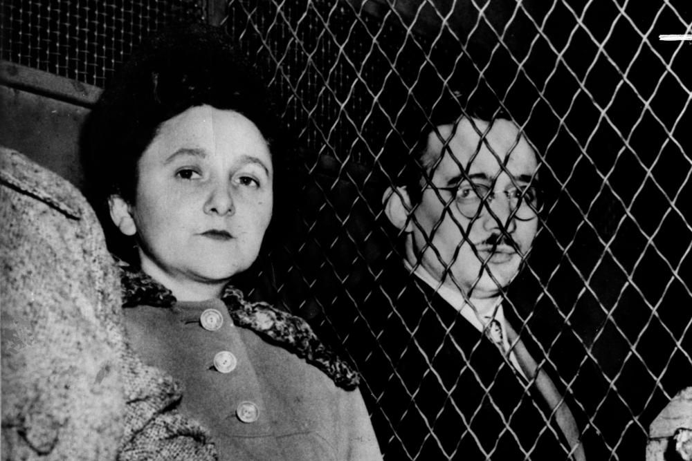 Family of Ethel Rosenberg say US document proves she…