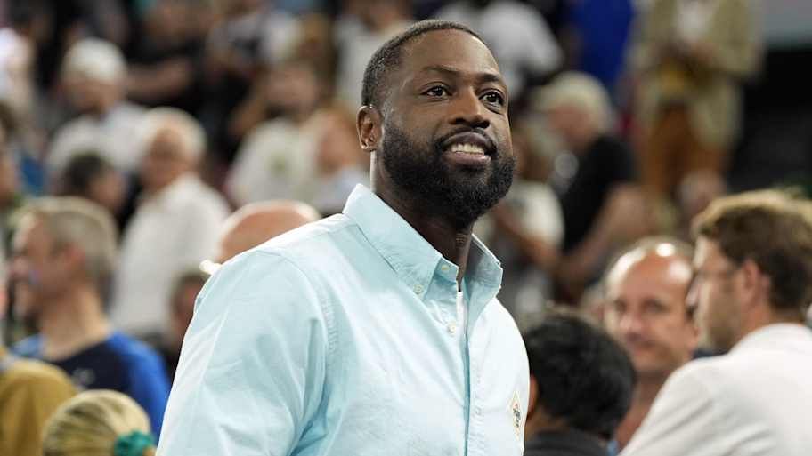 Sports Illustrated - Heat to Honor Dwyane Wade With…