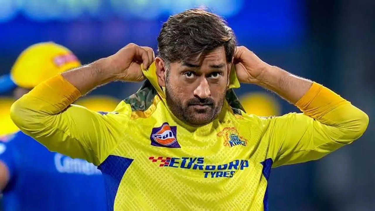 'MS kicked water bottle out of the park': CSK's…