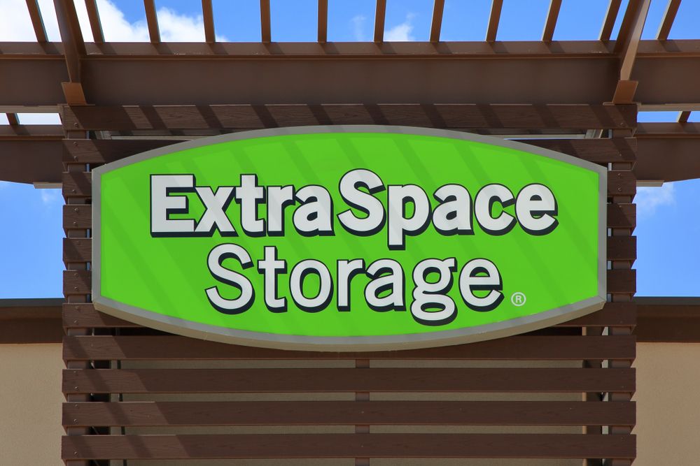 Extra Space Storage Stock: Is EXR Underperforming the…