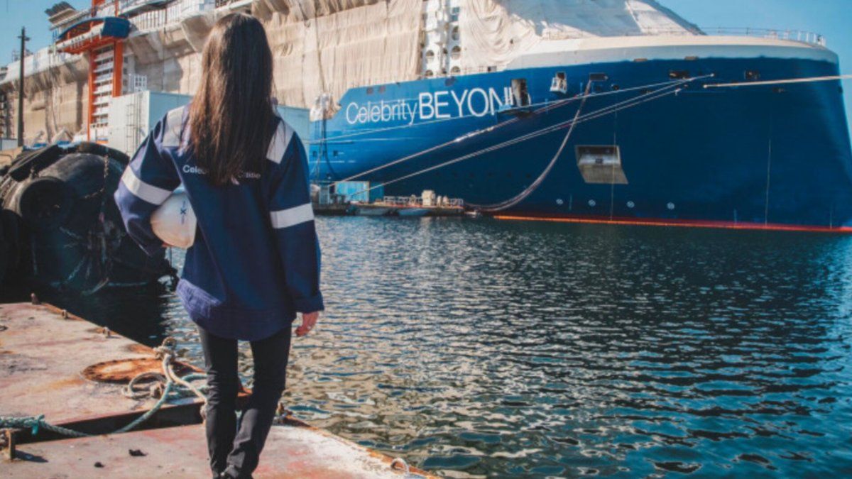 Celebrity Cruise's Captain Kate shares key advice for…