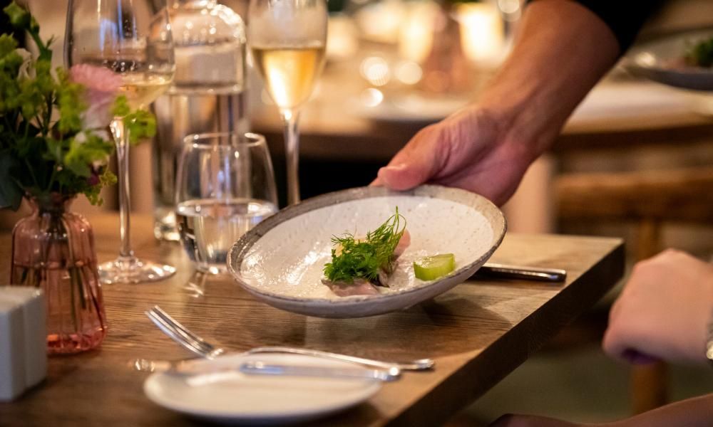 Michelin-starred chef opens London restaurant staffed…