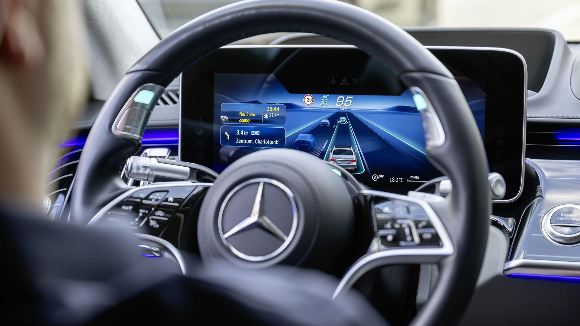 Mercedes Drive Pilot 95 can do 59 mph while you watch…