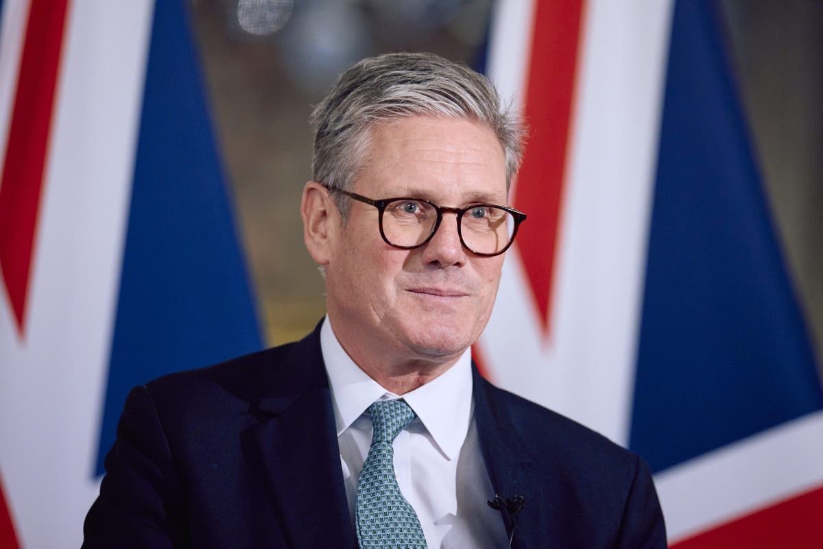 Keir Starmer pledges to kick-start growth in…