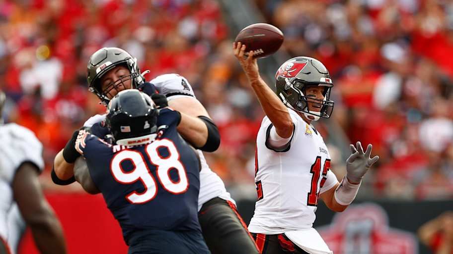 Sports Illustrated - Bears Owner George McCaskey…