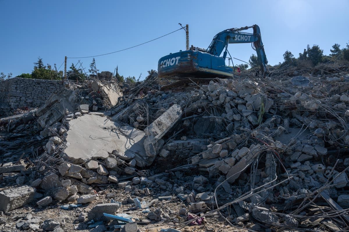 UN says Israeli tanks ‘forcibly entered’ base of its…