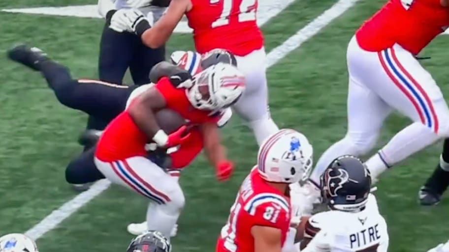 Sports Illustrated - NFL Refs Ripped for Missing Most…