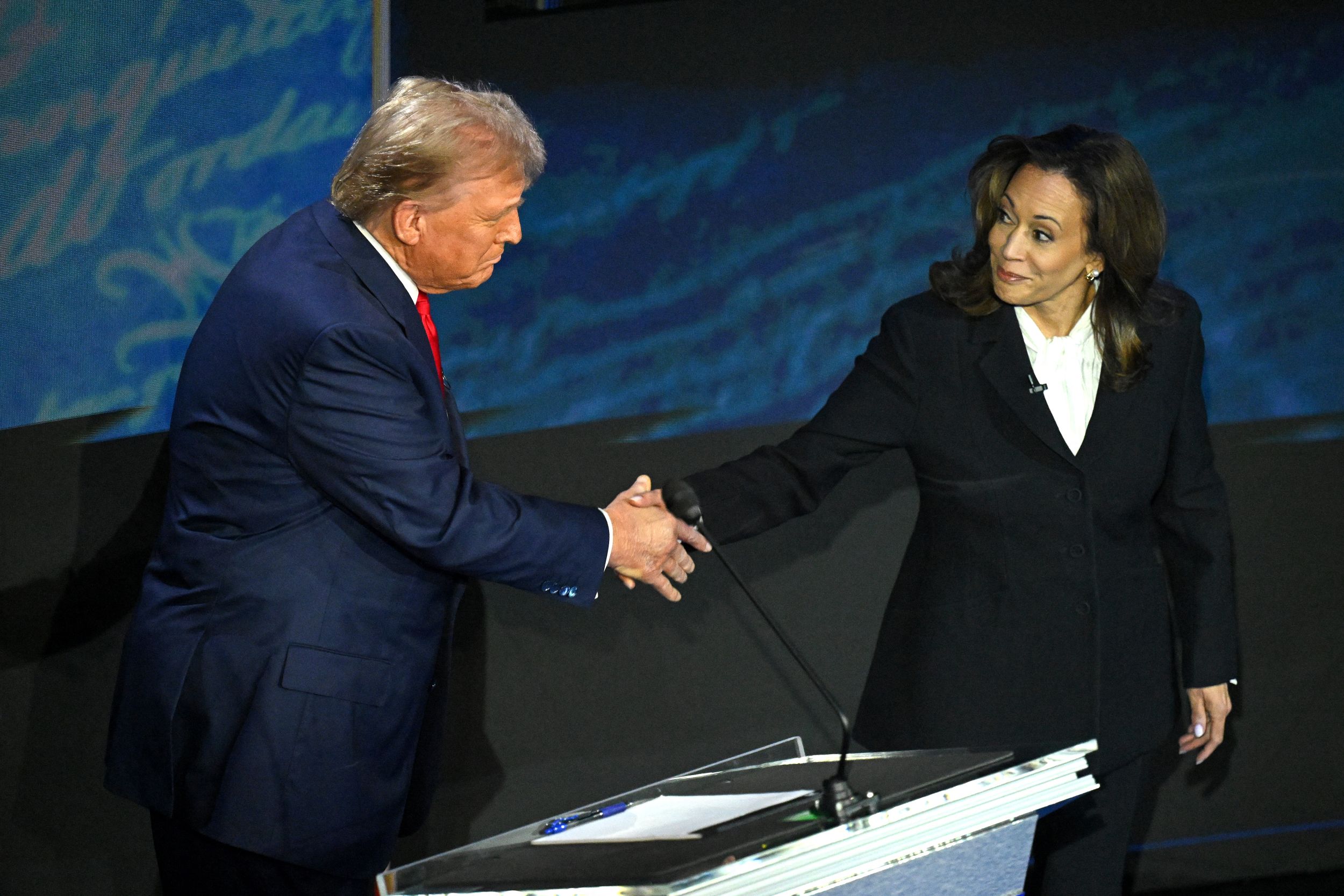 Harris Slips in the Rust Belt States as Donald Trump…