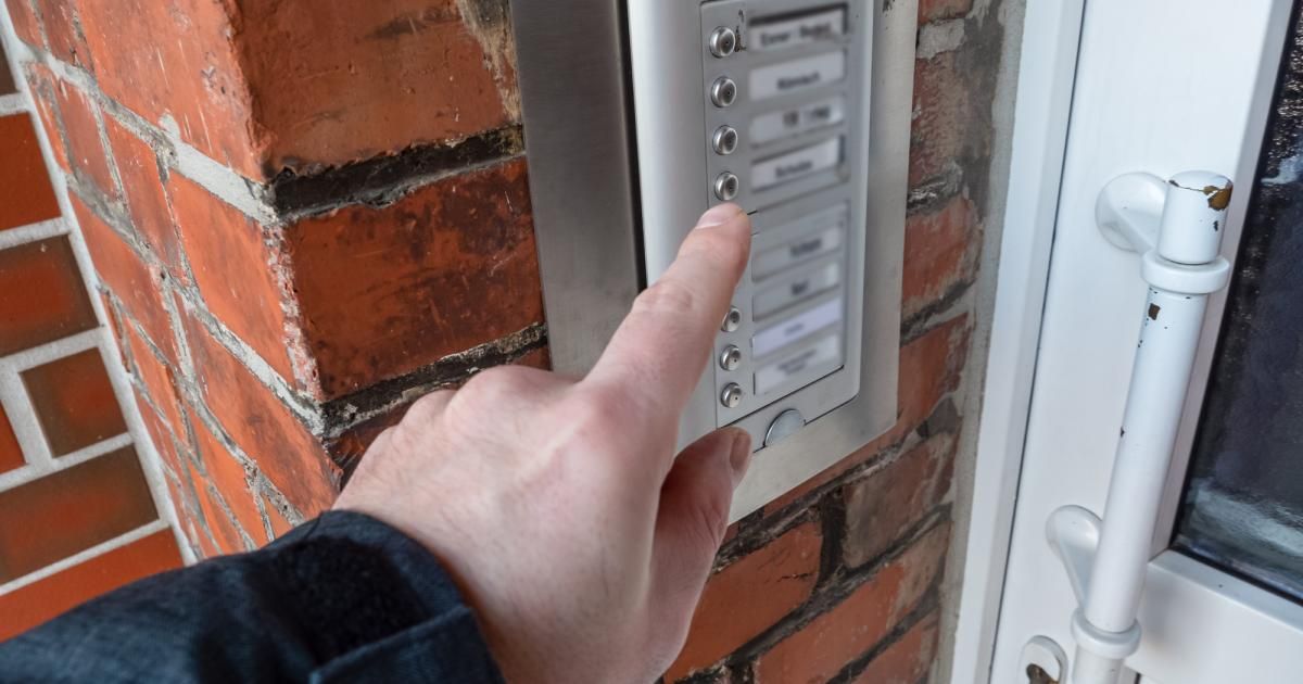 Can TV licence officers force their way into your…