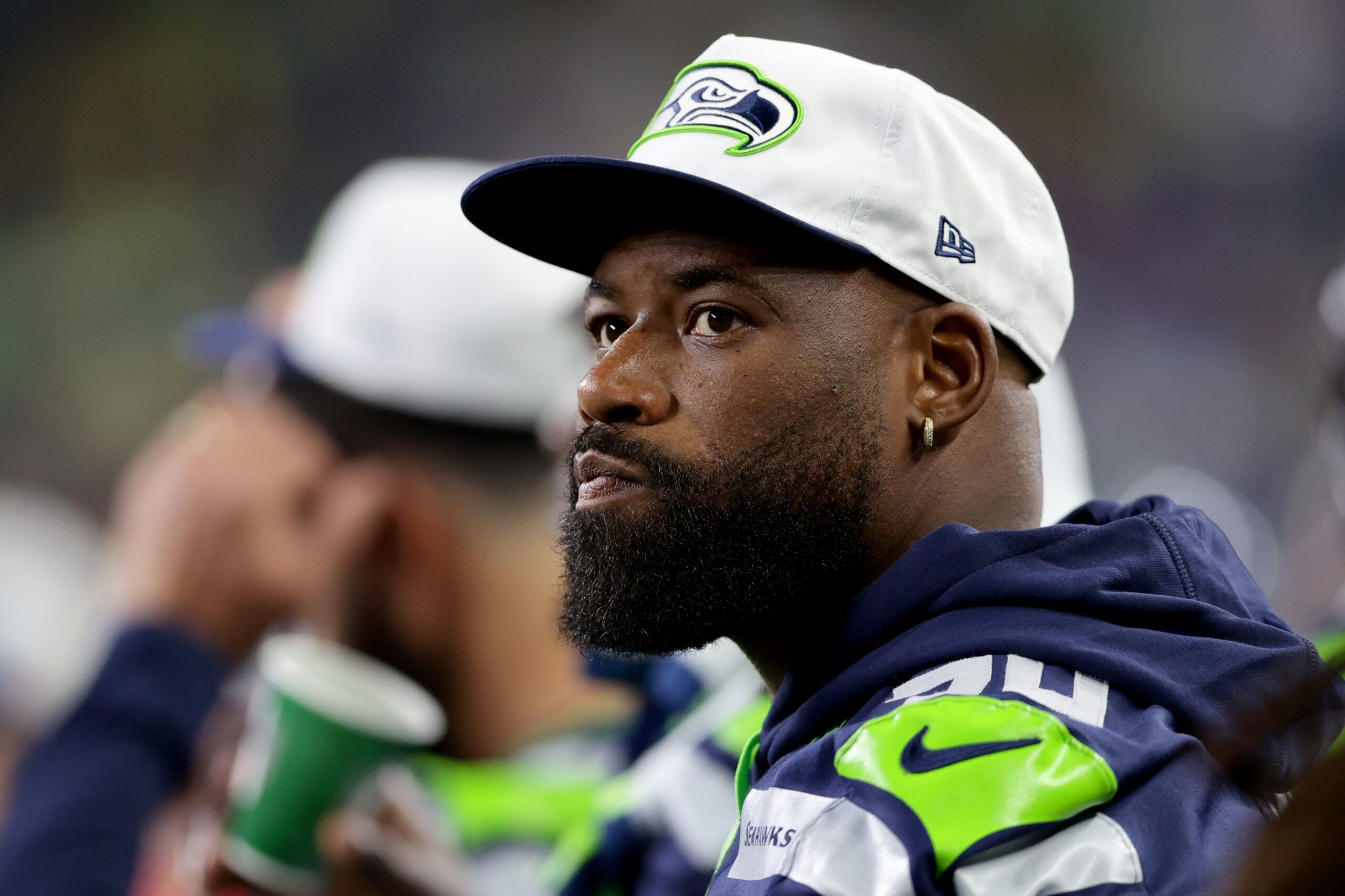 Should the Seahawks start Mike Jerrell or George Fant…