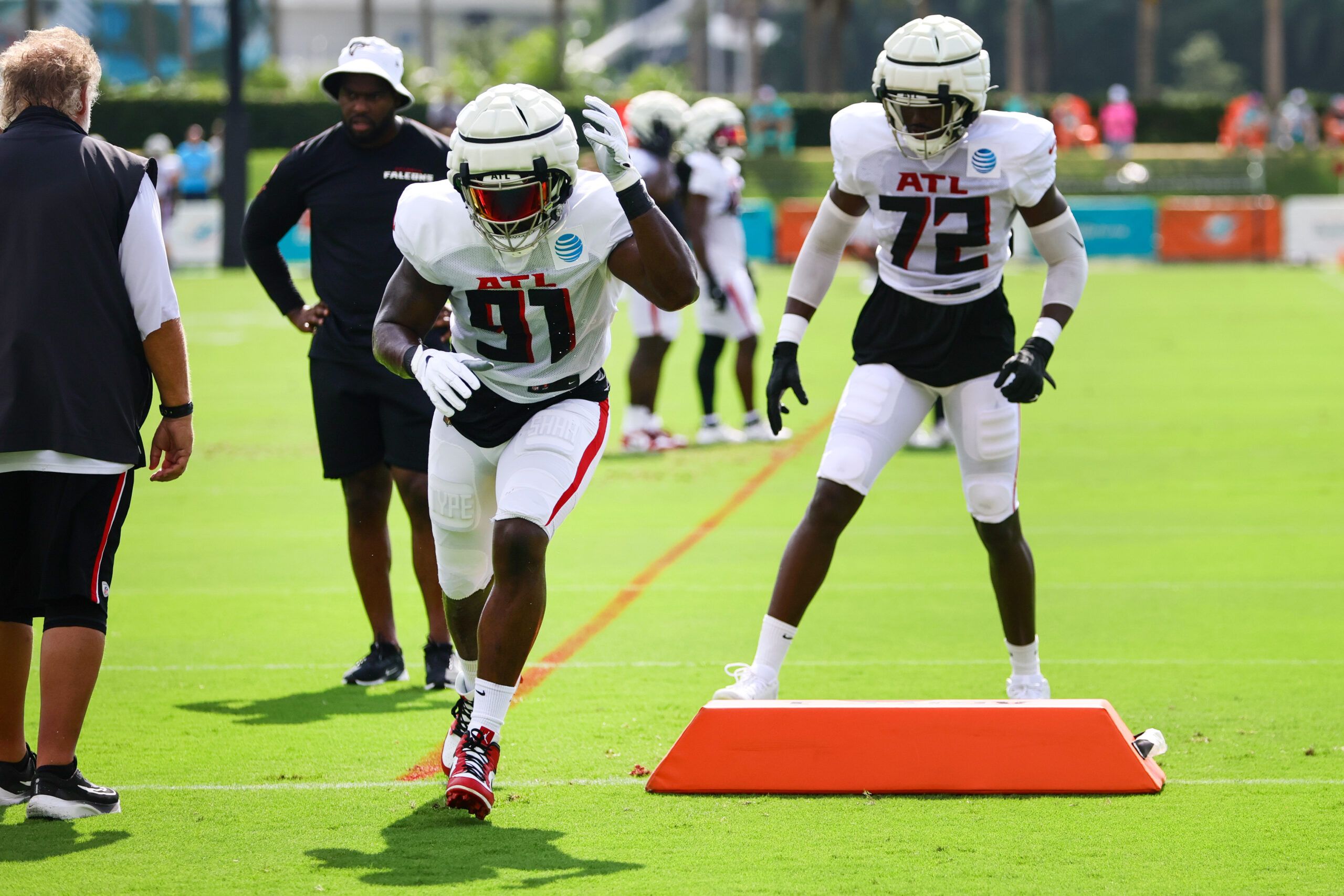 Falcons elevate two practice squad players ahead of…