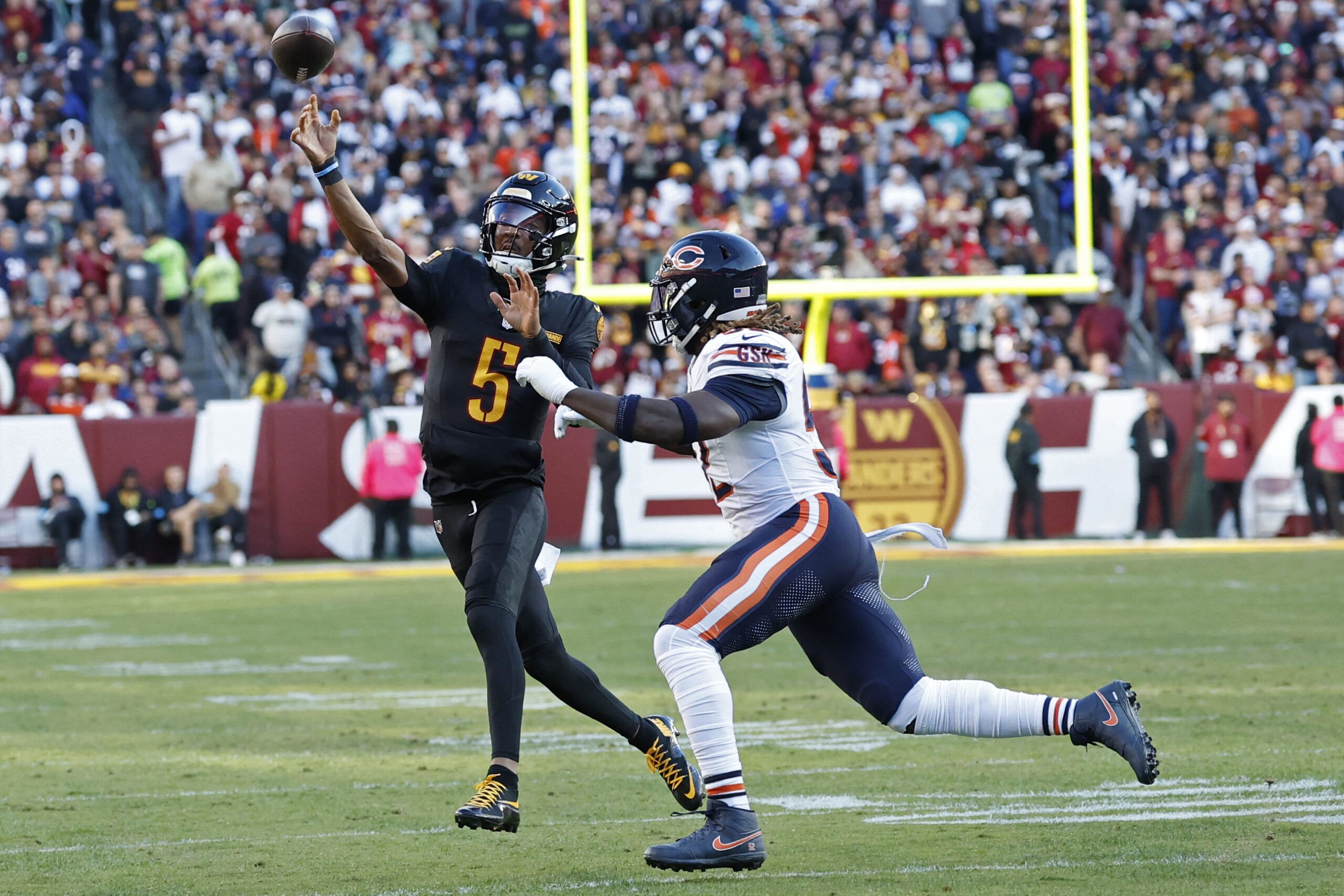 Commanders QB Jayden Daniels dominates in rookie QB…