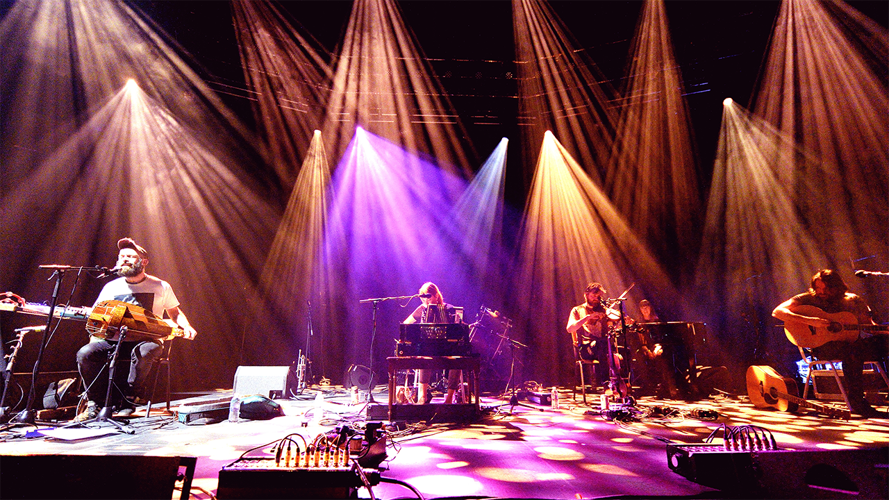 Lankum's Hammersmith Apollo show is spellbinding and…