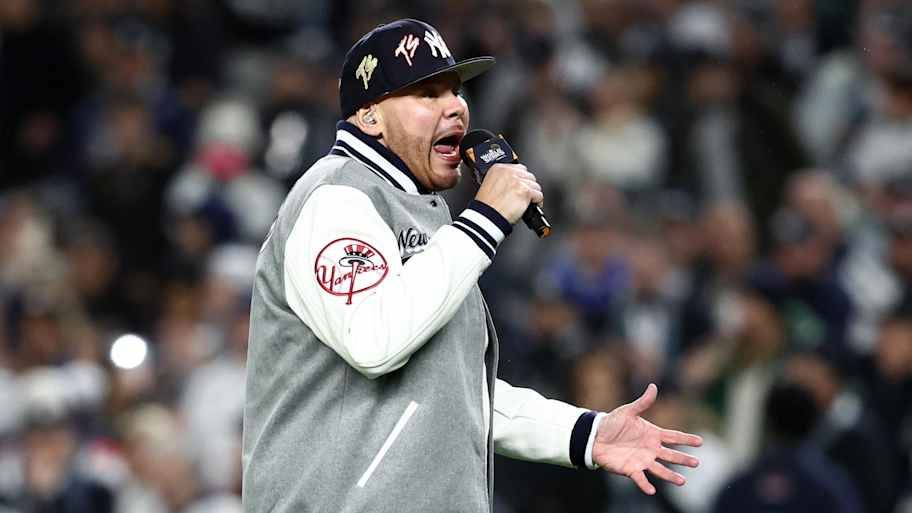 Sports Illustrated - MLB Fans Universally Blast Fat…