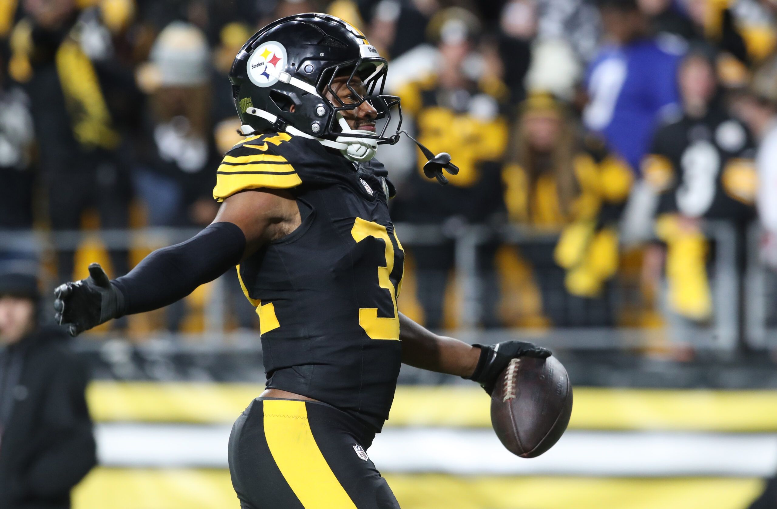 Defense and special teams carries Steelers to huge win…