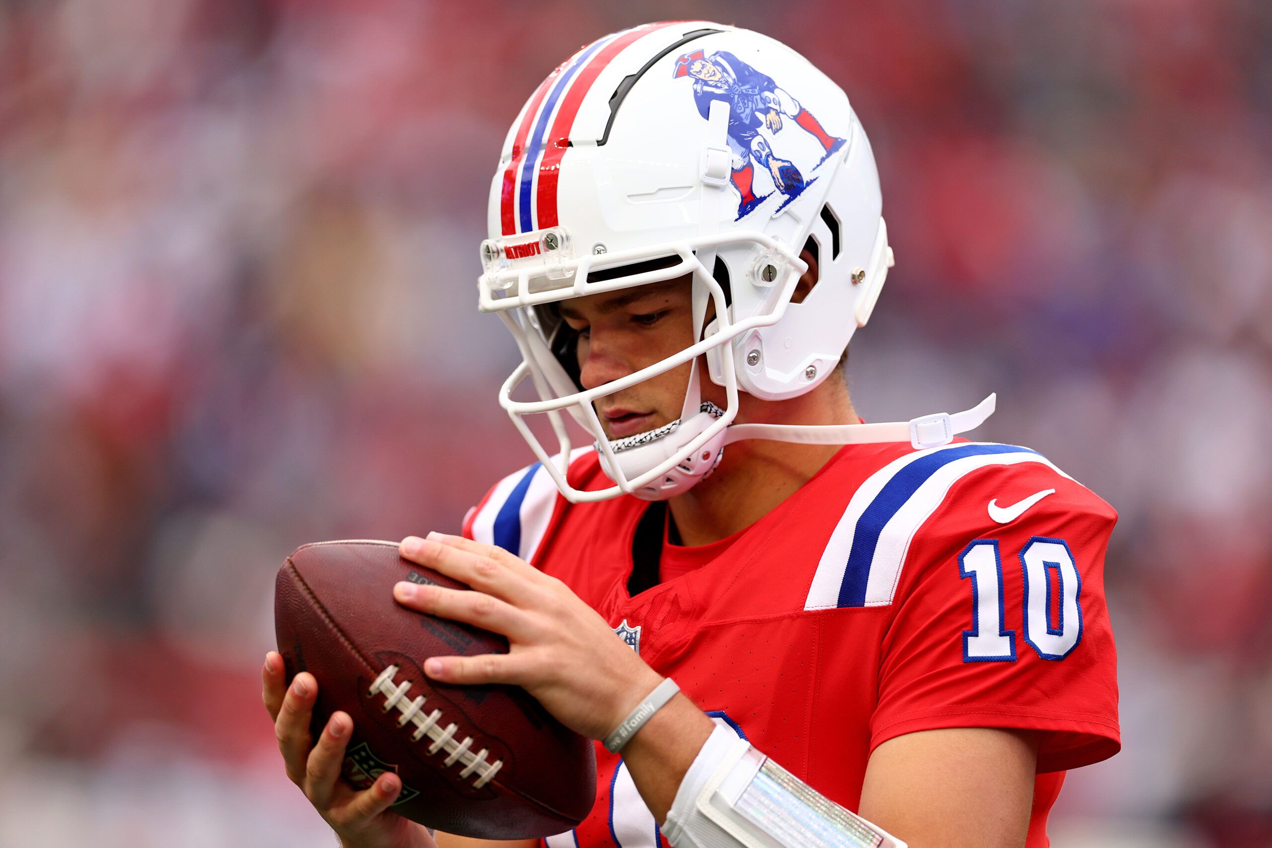 Major update on Patriots QB Drake Maye’s head injury,…