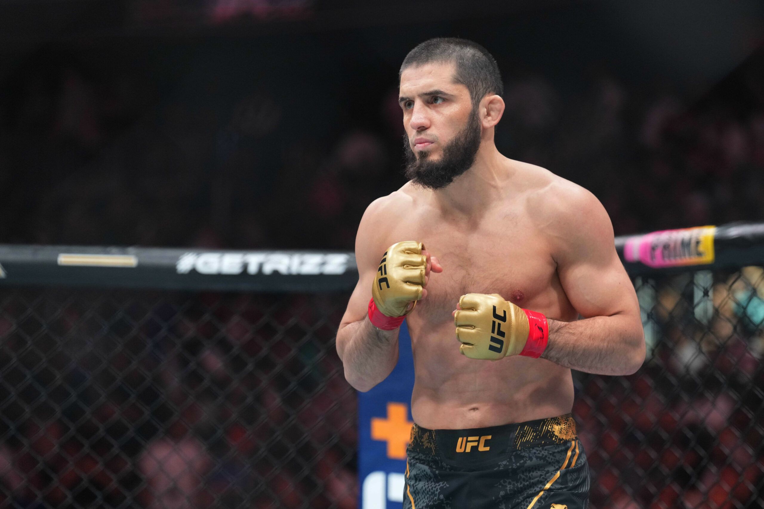 Coach Jorge Climent wants Ilia Topuria to challenge…