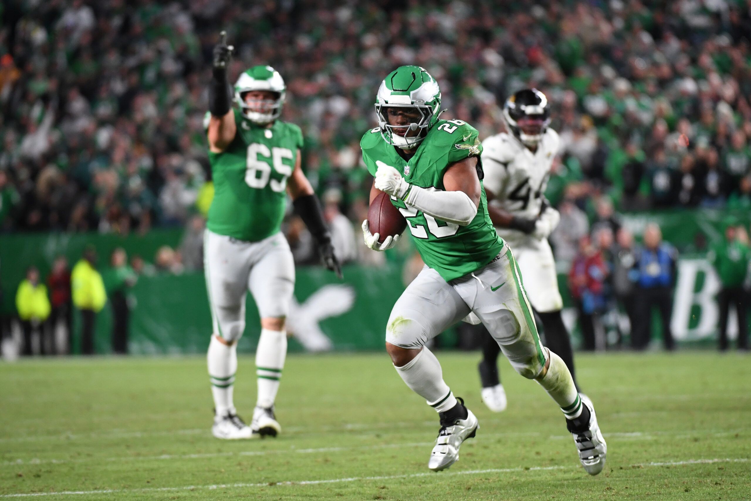 Saquon Barkley with the backward hurdle over Jaguars…