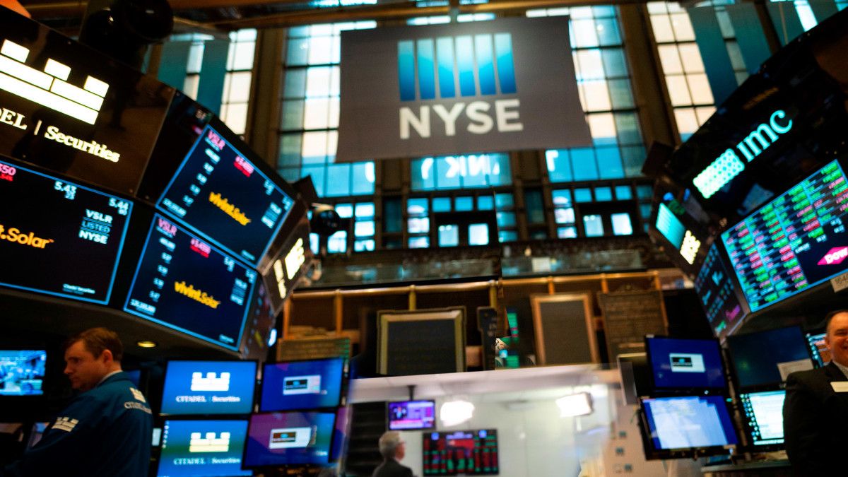 Stock Market Today: Stocks end higher gain, Treasury…
