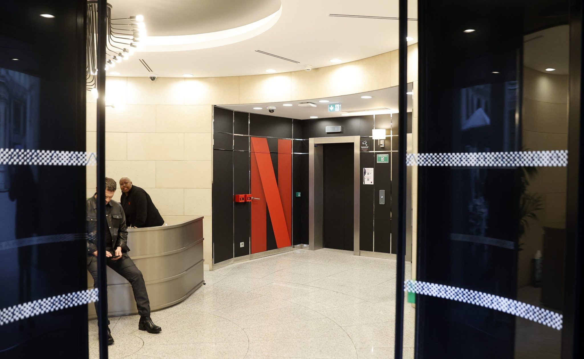 Netflix offices in Paris raided by authorities in tax…