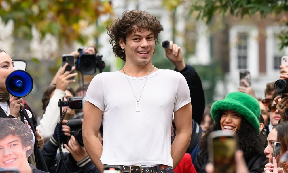‘This will cheer everyone up’: Harry Styles lookalikes…