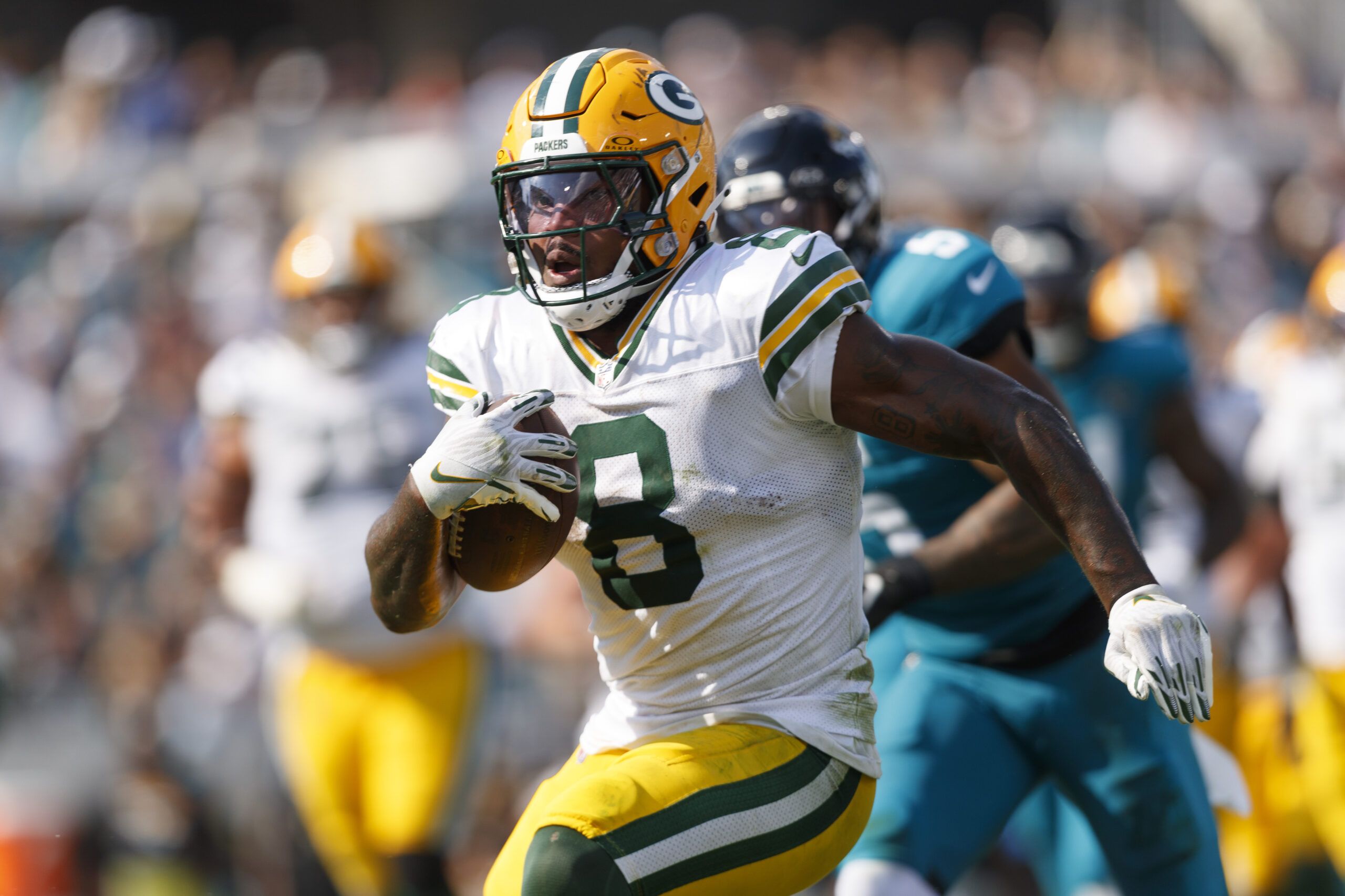 Packers RB Josh Jacobs’ impact being felt on and off…