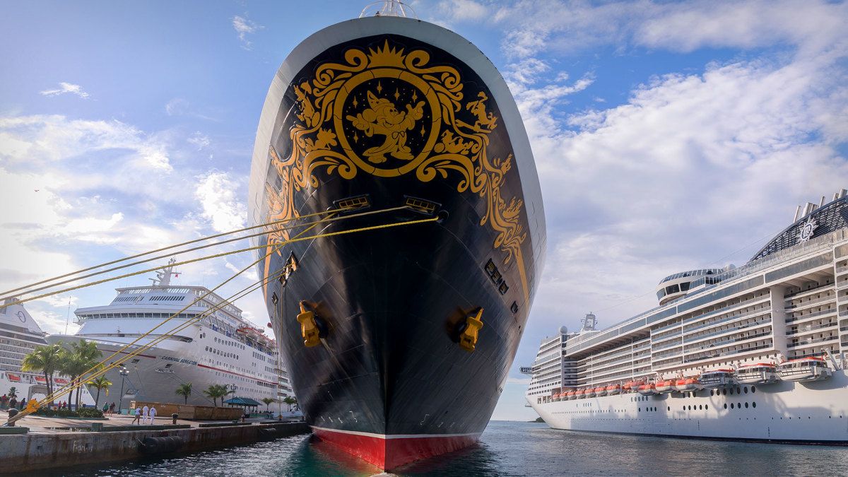 New Disney Cruise Line ship makes rescue on way to US…