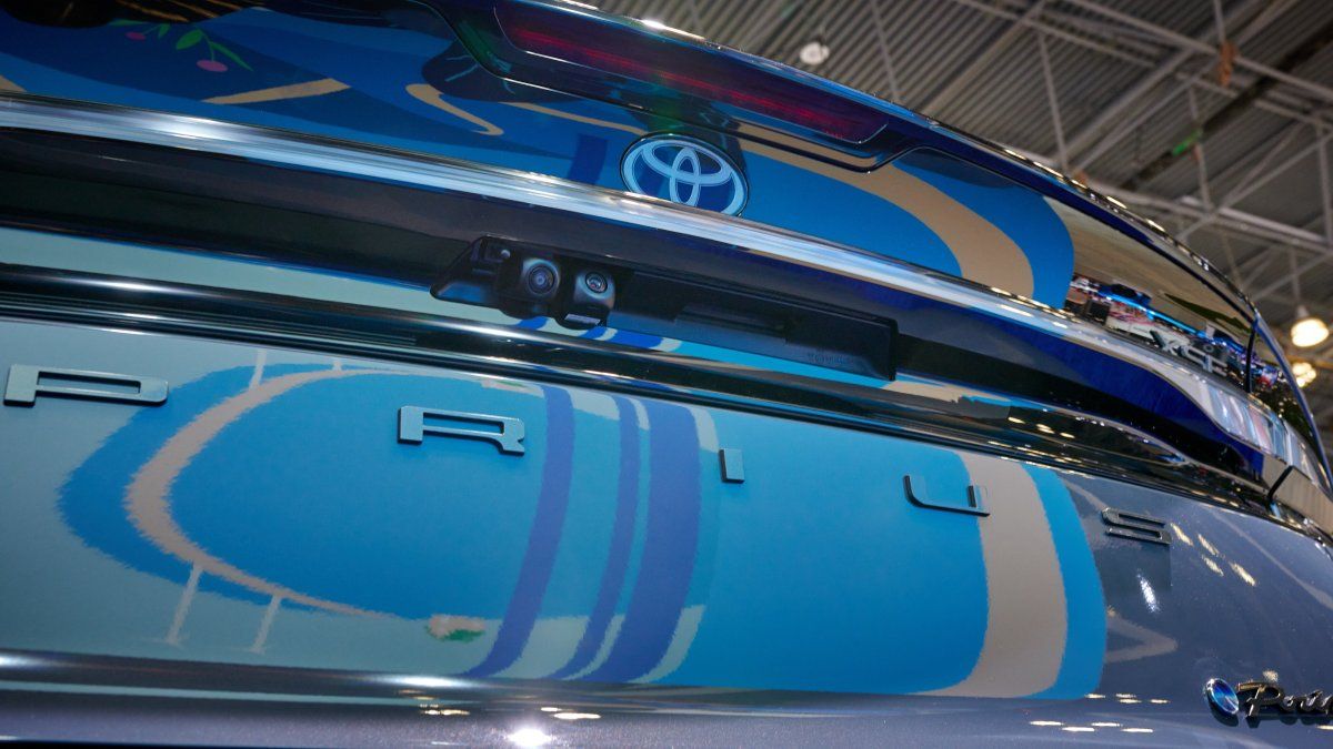Toyota exec slams "impossible" EV mandate amidst…