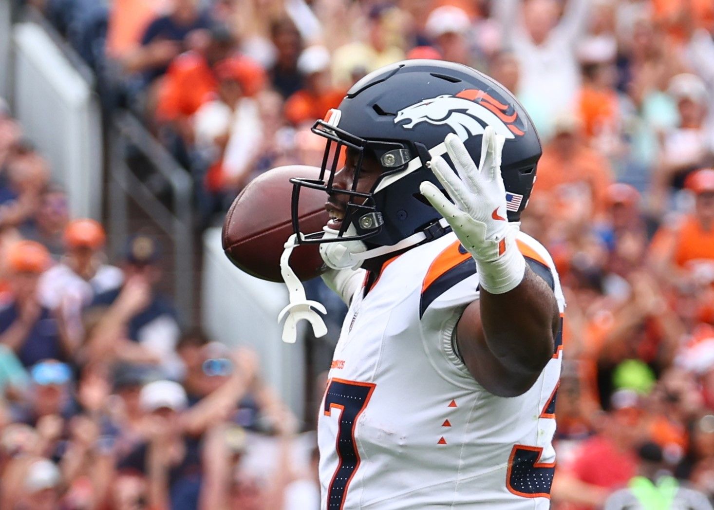 Fantasy Football: 12 running backs to target on the…