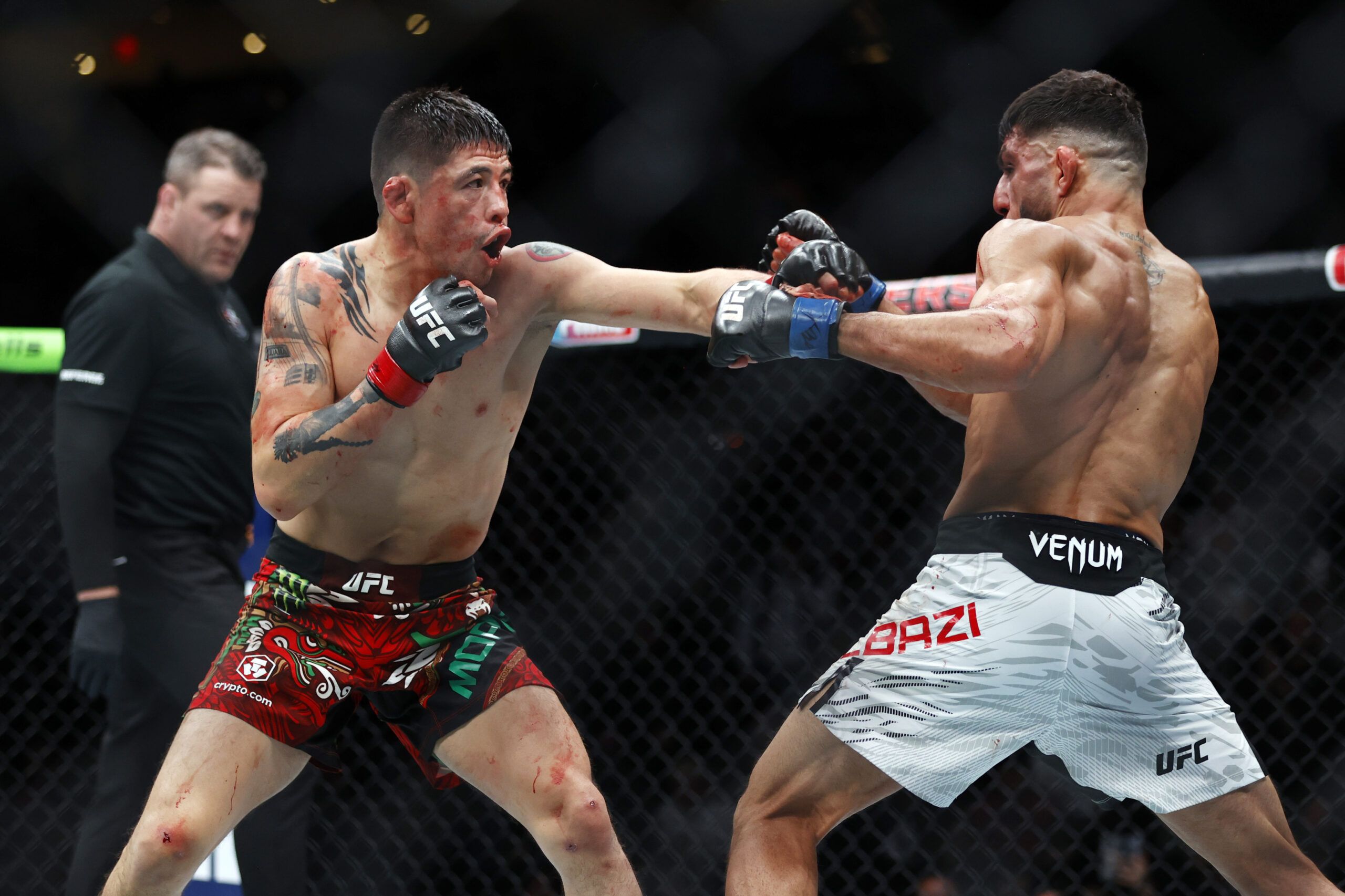 Brandon Moreno determined to reclaim UFC title, breaks…