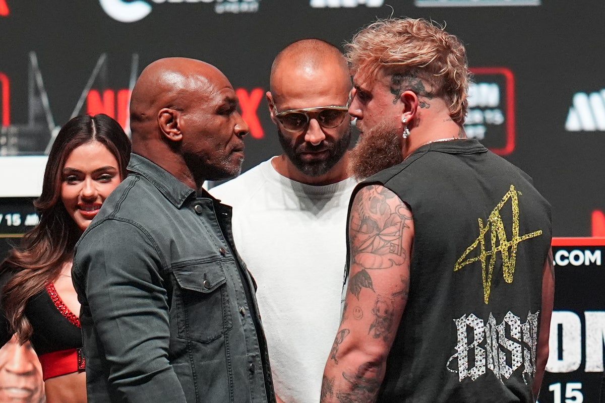 Mike Tyson concedes the role of villain to young foe…
