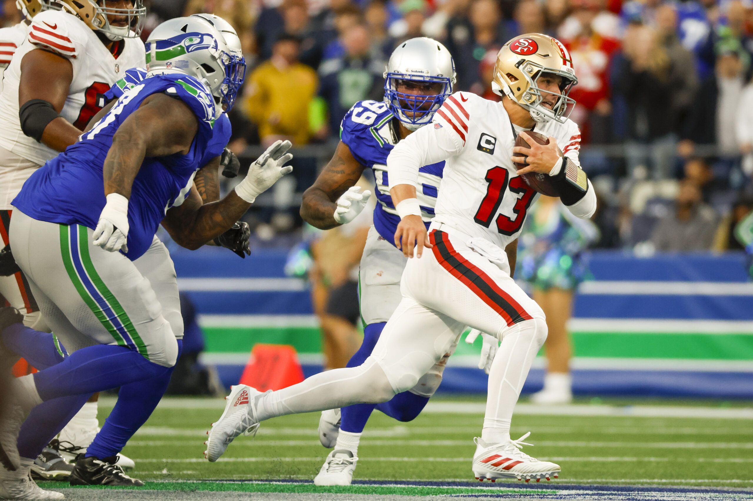 Seahawks pass rush will need to find a way to bring…