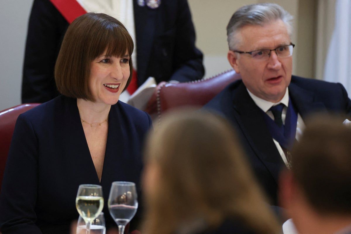 Rachel Reeves vows to rip up financial red tape and…